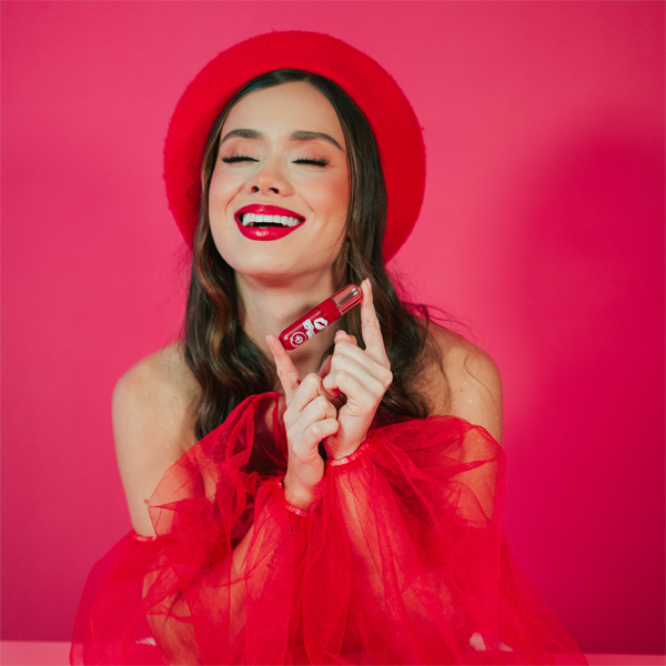Pretty shell lip gloss – Bloomshell